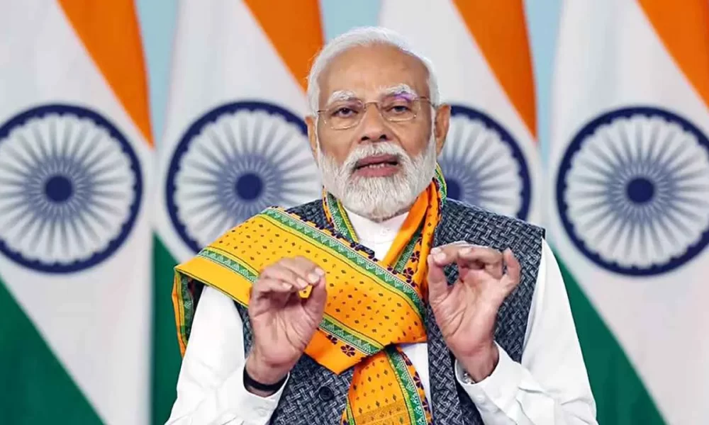 Prime Minister Narendra Modi lays basis stone for redevelopment of 553 ...