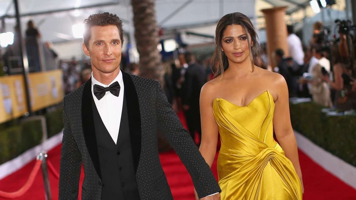Matthew McConaughey & Camila Alves Shine in Chic Ensembles at Oscars 2024