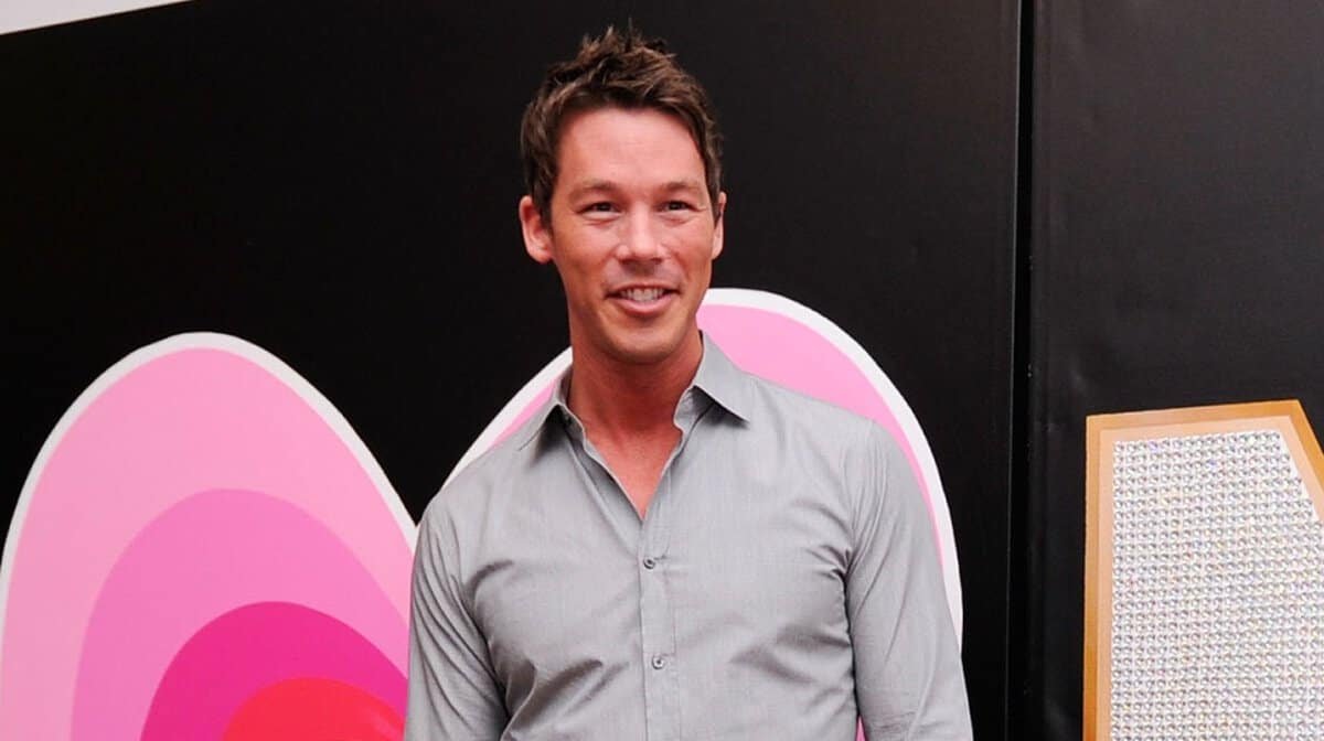 HGTV Star David Bromstad's Tragic Childhood, Explained - Xpert Times