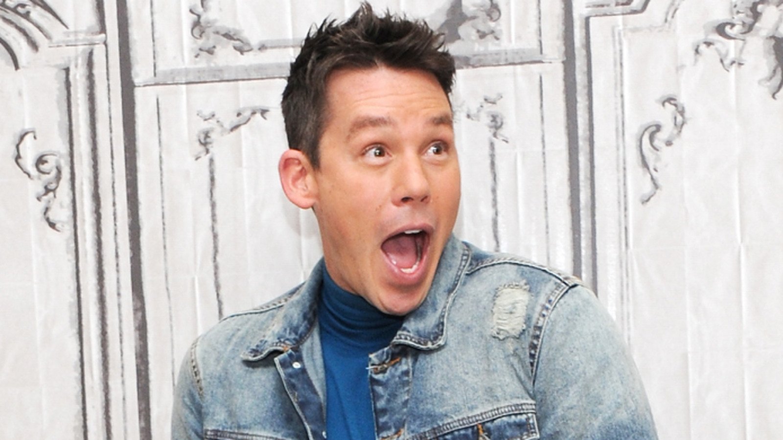 David Bromstad Makes Classic Trump Makeup Mistake (& We're Embarrassed ...