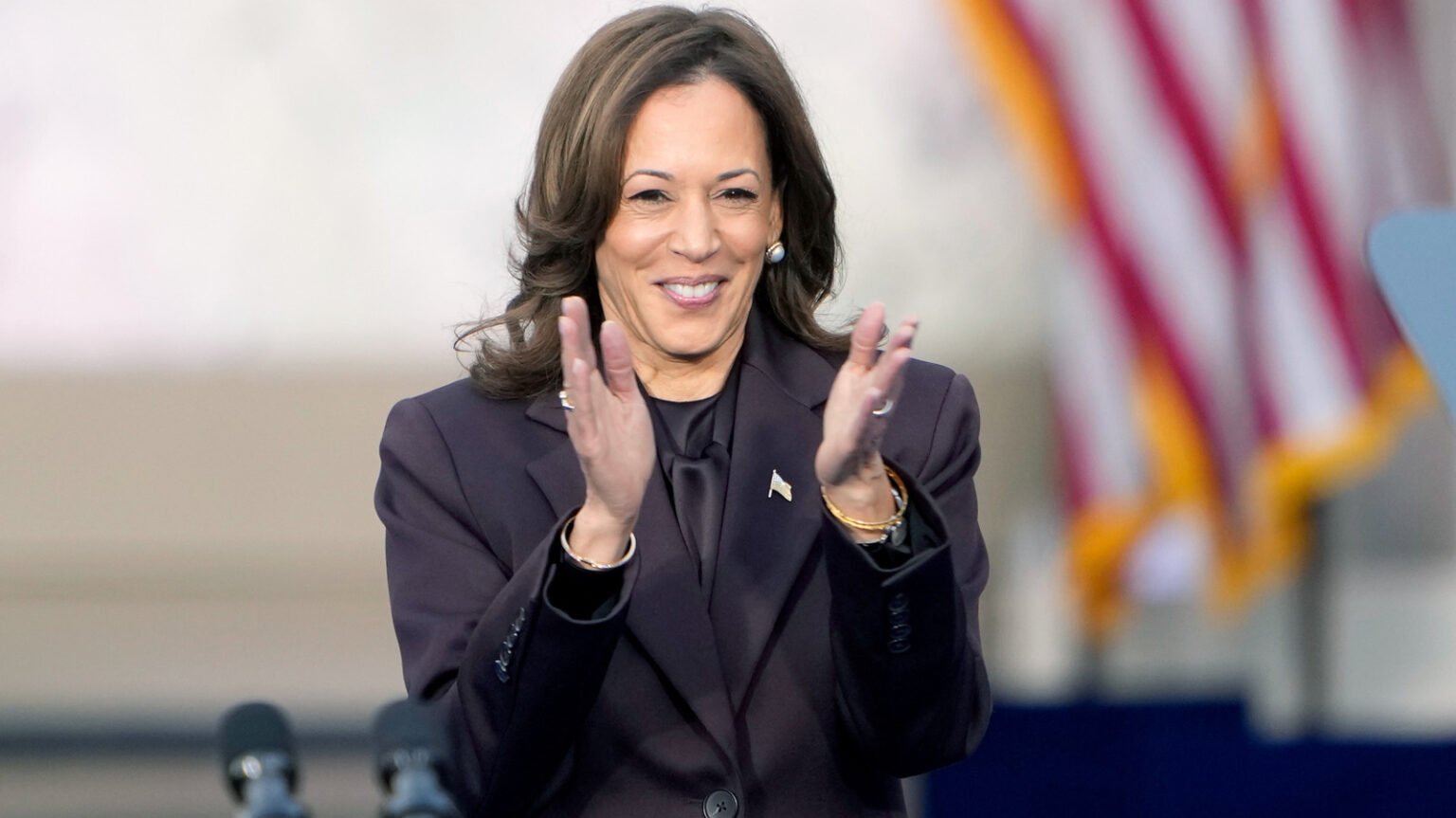 The Rare Times Kamala Harris Showed Off Her Killer Legs